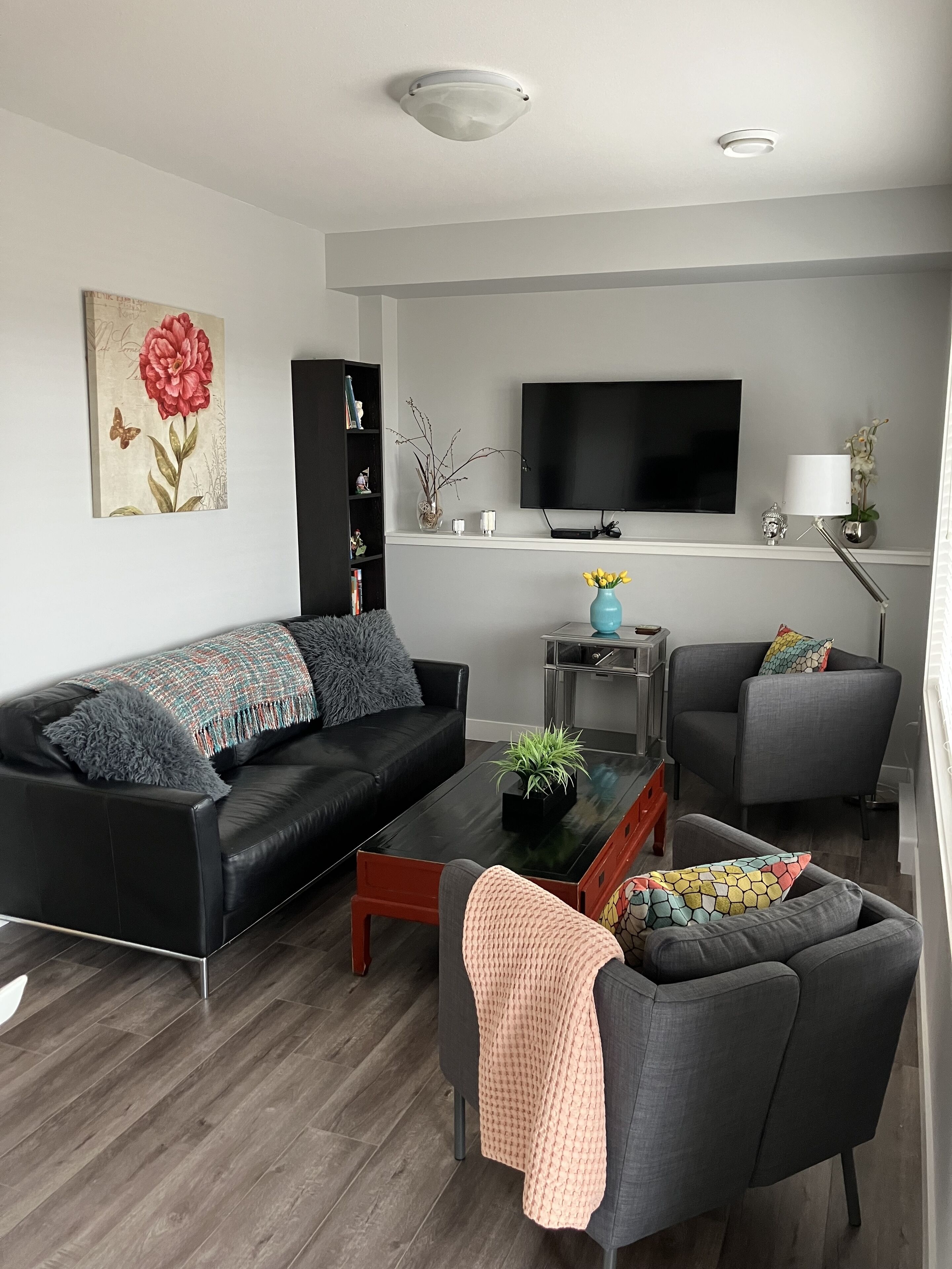 Schöne Neue Suite Mit 2 Schlafzimmern. Blick Auf Die Berge, Tolle Sonnenuntergänge. - Penticton