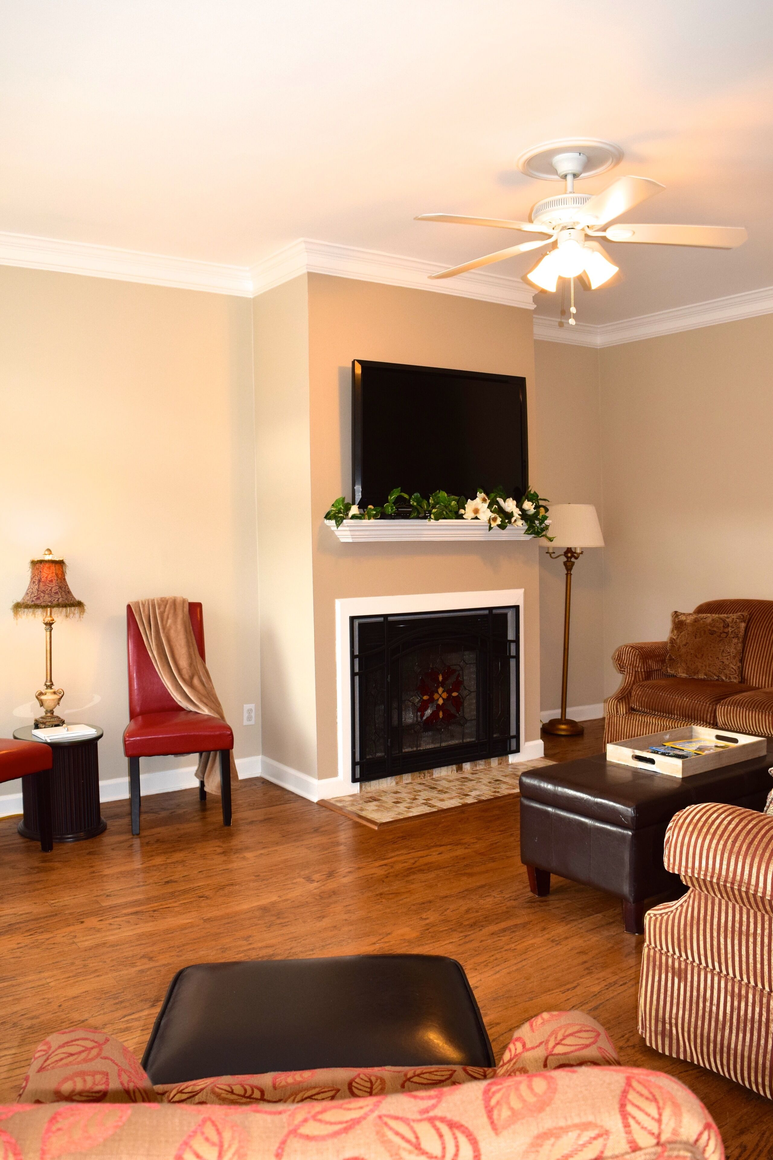 Casa Adosada Recientemente Remodelada A La Vista De La Plaza, 4br / 3ba Y Estacionamiento Privado - Oxford, MS