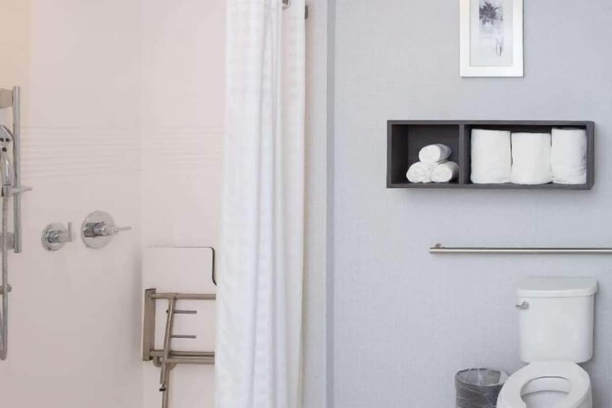 Casa de banho | Produtos de higiene exclusivos, um secador de cabelo