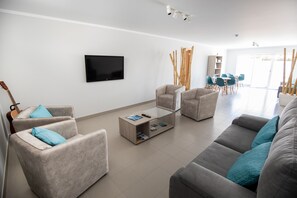 TV de tela plana 14 polegadas com canais a cabo, TV