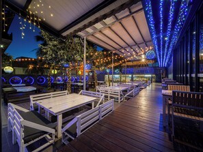 Área para churrascos e piqueniques