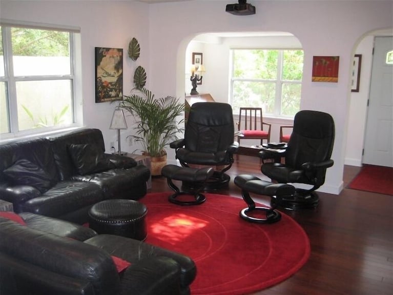 Tropical Paradise Walk/bike Dtn
4 Mi> Lido Beach - 薩拉索塔