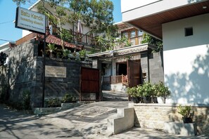 Fachada da propriedade