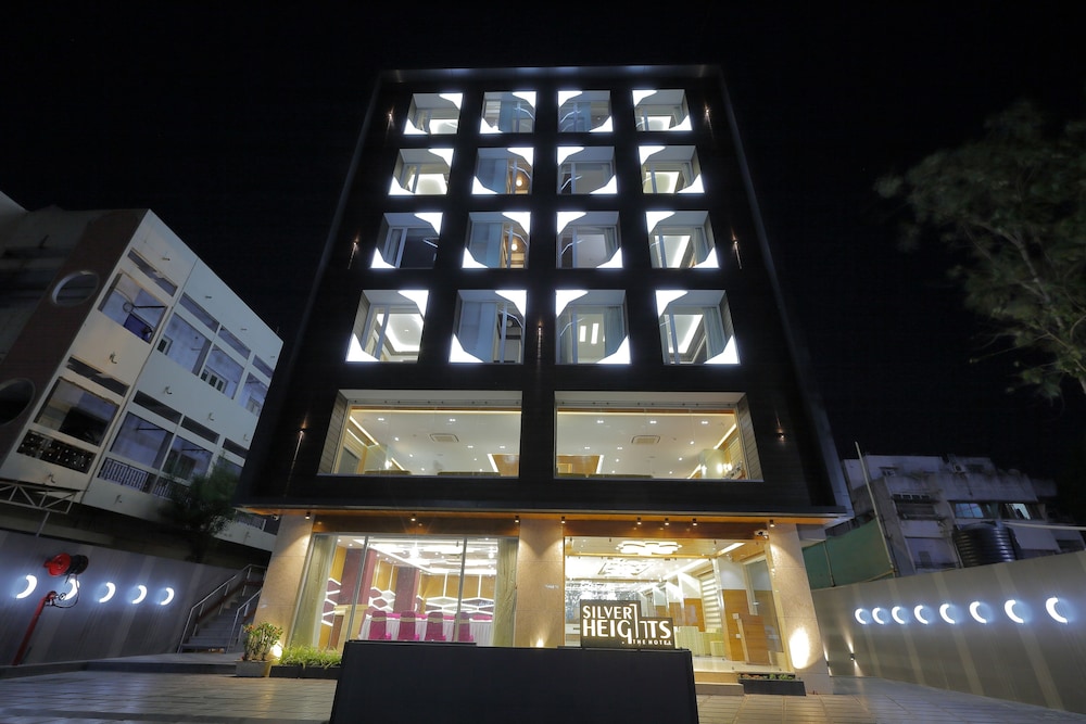 Hotel Silver Heights - Ahmedabad