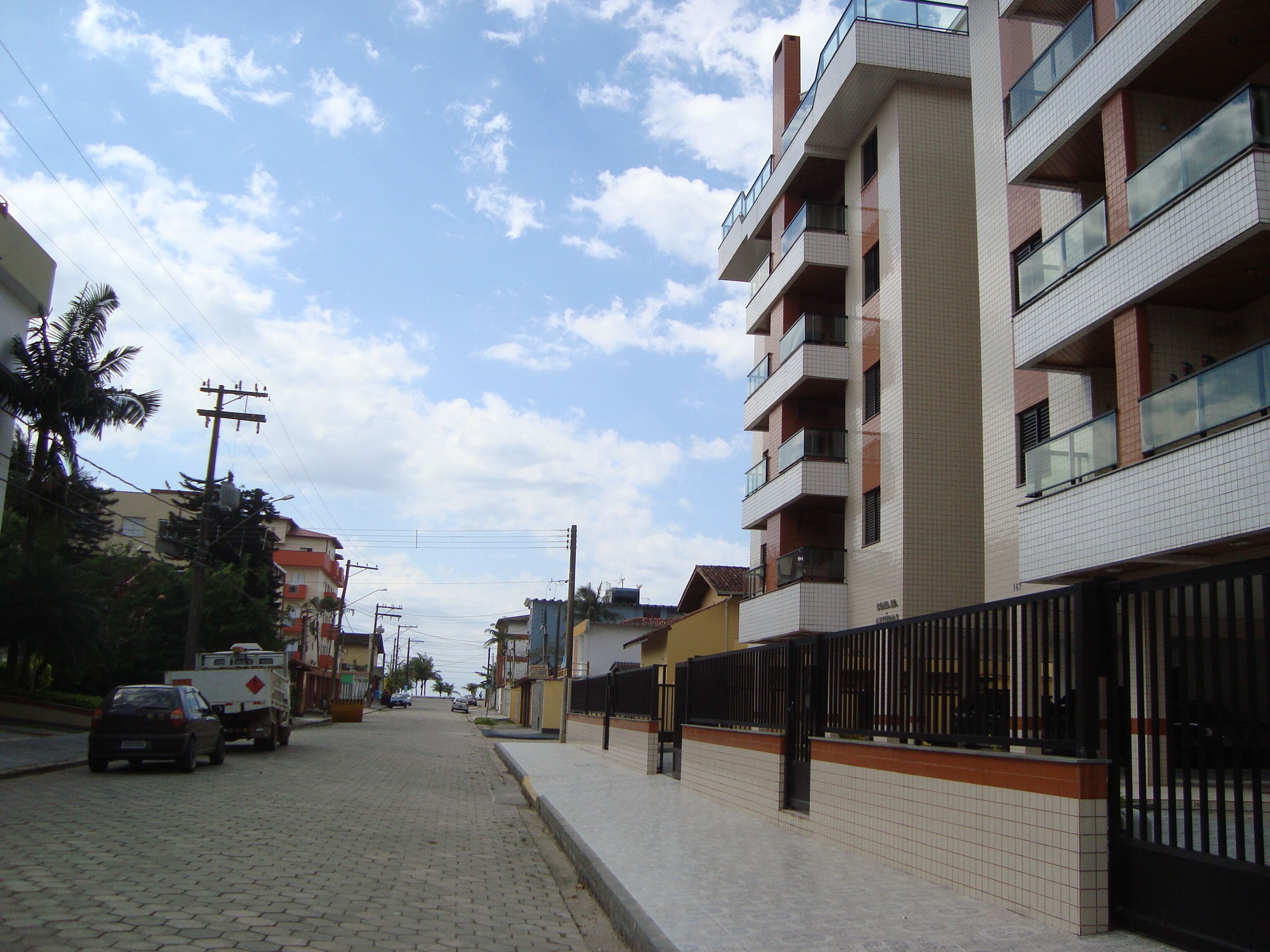 Apartamento família | Vista para a rua
