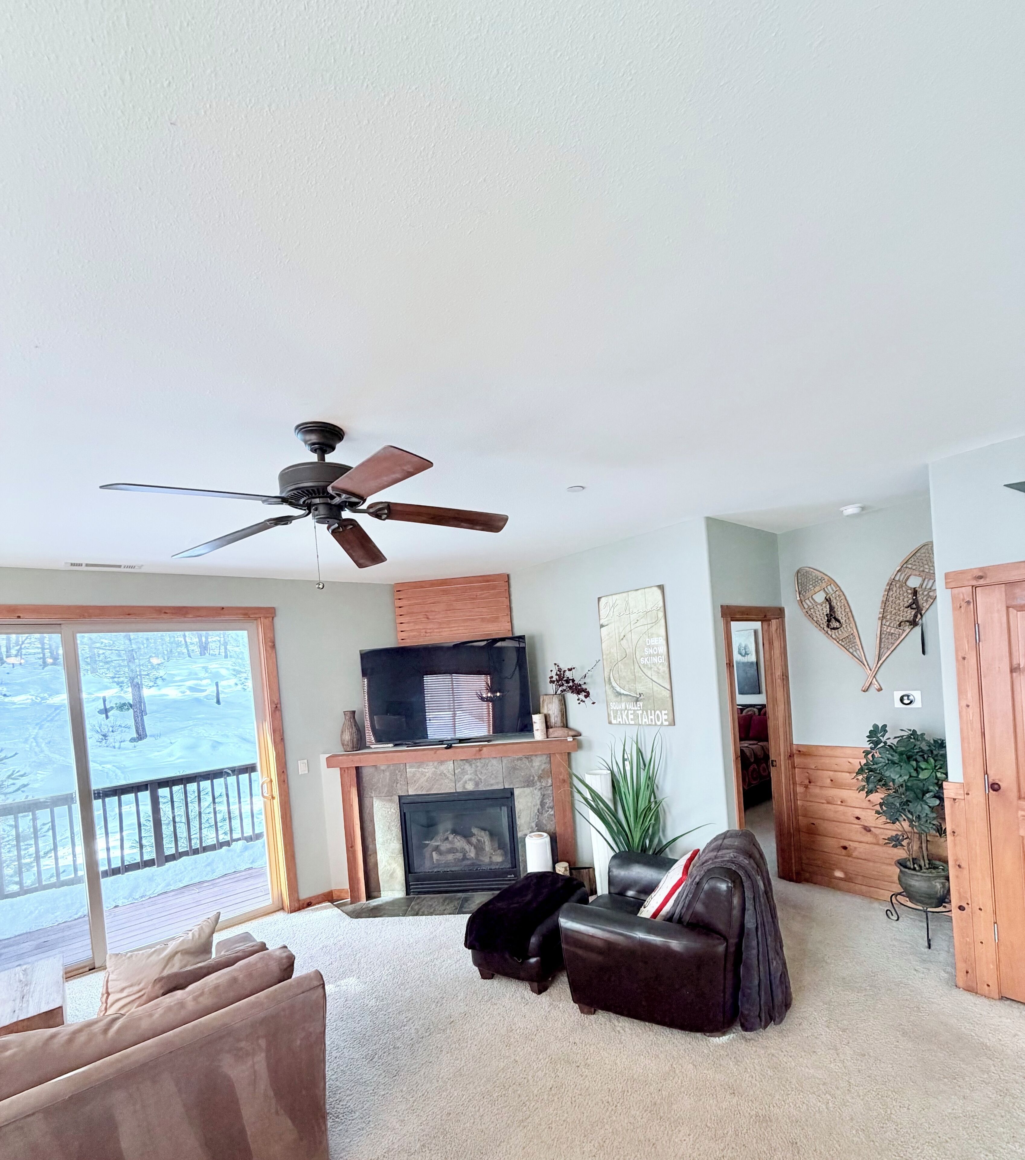 ***Best Rate 3bed/2bath Sleeps 6***  Great Location - Close To All Ski Areas - Truckee, CA