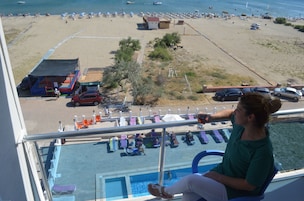 Quarto Triplo Standard, vista para o mar | Varanda