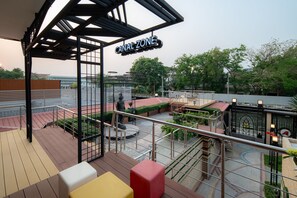 Café da manhã, almoço e jantar; culinária tailandesa