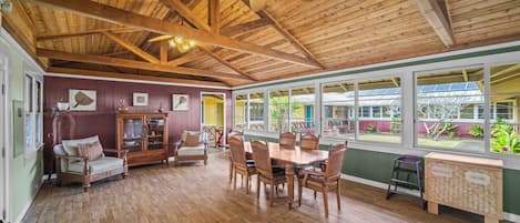 Área de estar no saguão