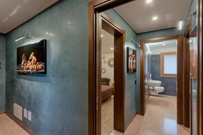 Wi-Fi de cortesia, roupa de cama