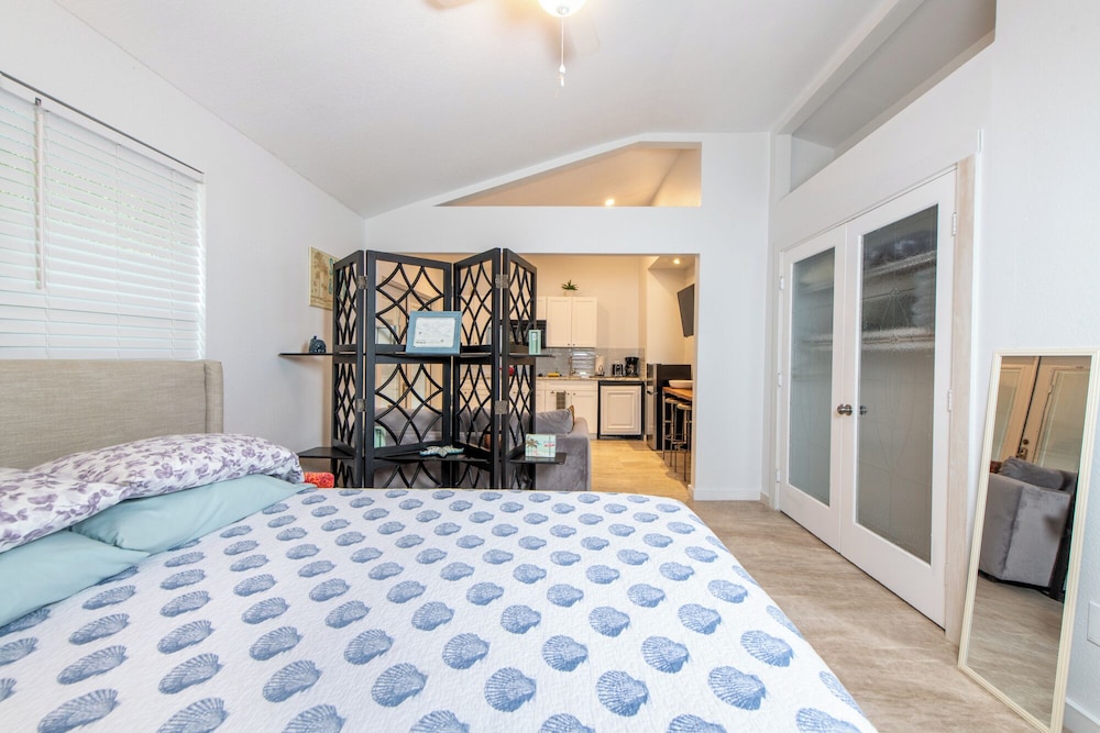 Beach Getaway! Unit 3 - Lido Key Beach, Sarasota