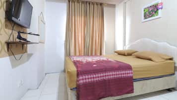 1 quarto, roupas de cama premium, escrivaninha