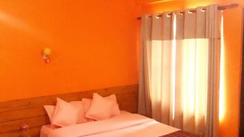 Quarto Standard | Cofre no quarto, secretária, quartos insonorizados, Wi-fi grátis