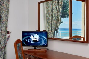 Quarto triplo superior, sacada | TV