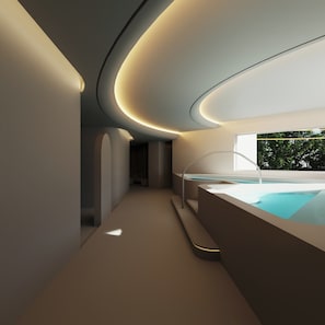 Interior moderno com teto curvo, área de piscina e vista para o verde lá fora.