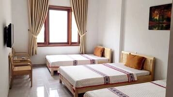 Secretária, quartos insonorizados, Wi-fi grátis