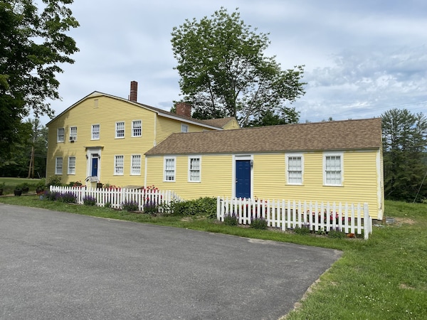 Colonel Spencer Inn - New Hampshire (State)