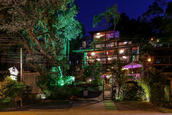 Bistrô E Guest House Isadora Duncan - Florianópolis