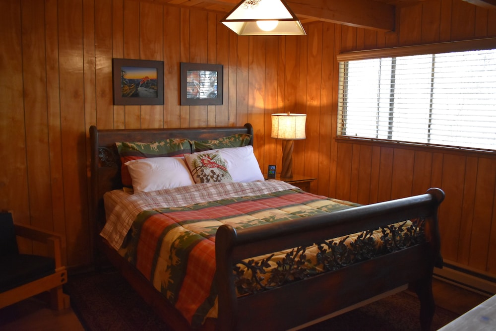 Charming Mountain View Cabin Near Yosemite And Pine Mountain Lake - Groveland, CA