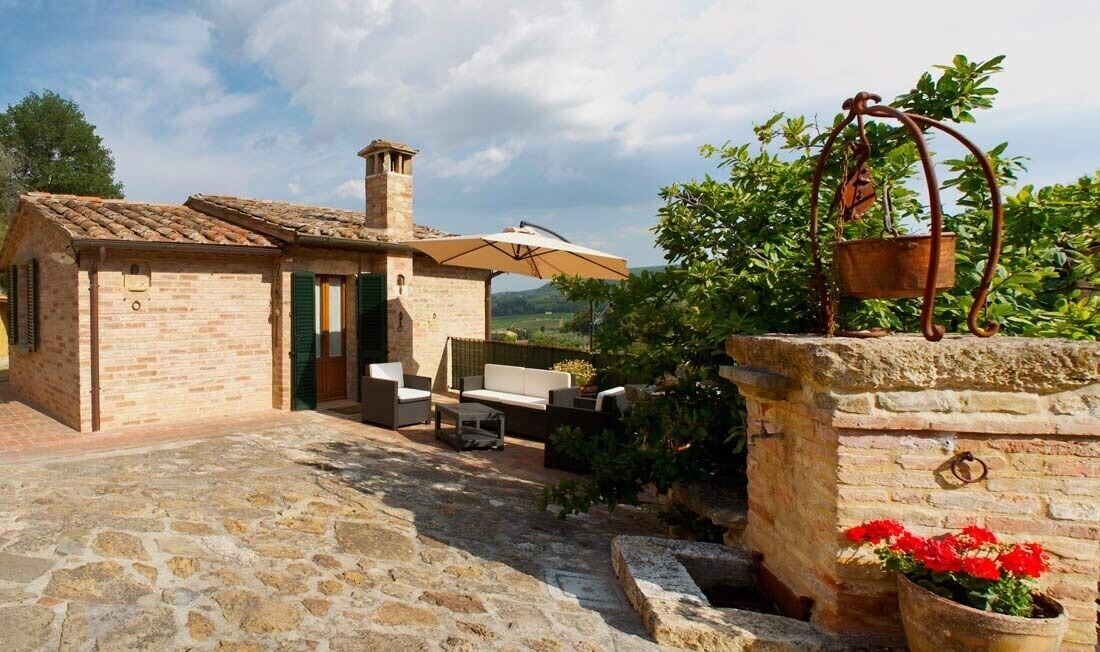 9 Incredible Tuscan Villas You Can Rent In Italy | TravelAwaits