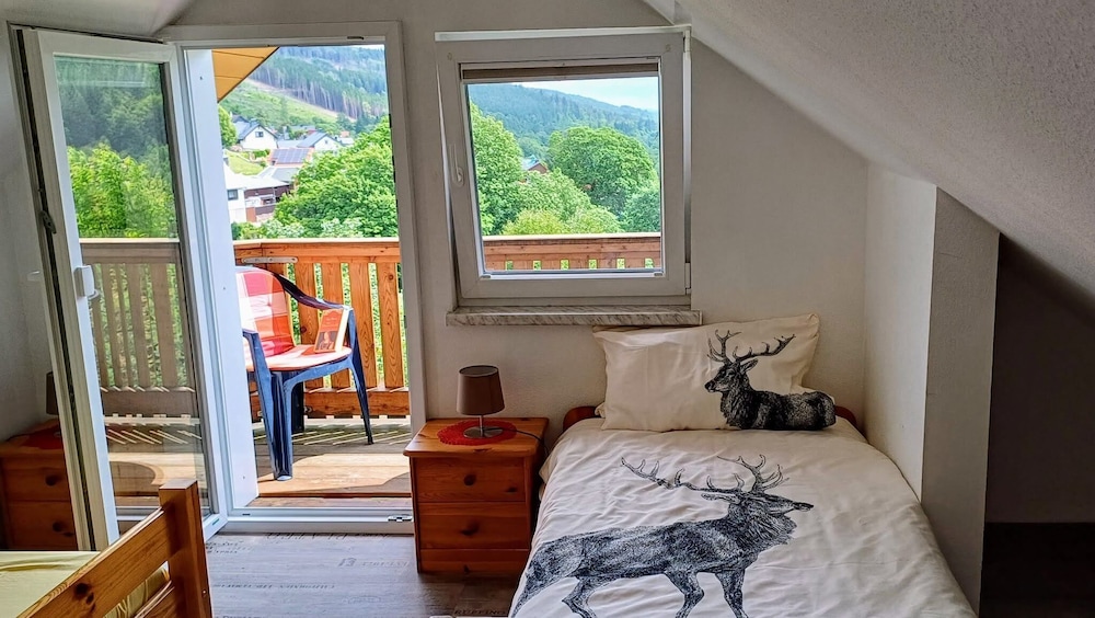Ferienhütte Im Thüringer Wald Mit Herrlichem Ausblick, Direkt Am Goethewanderweg - Ilmenau