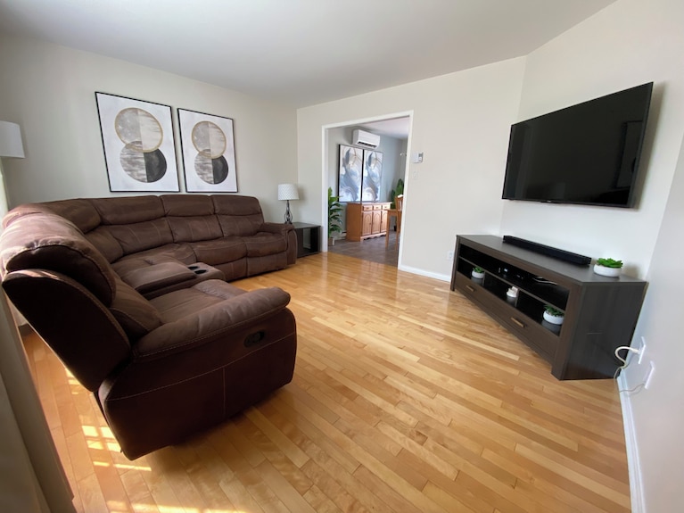 Lovely Cottage With Heated Swimming Pool - Quebec