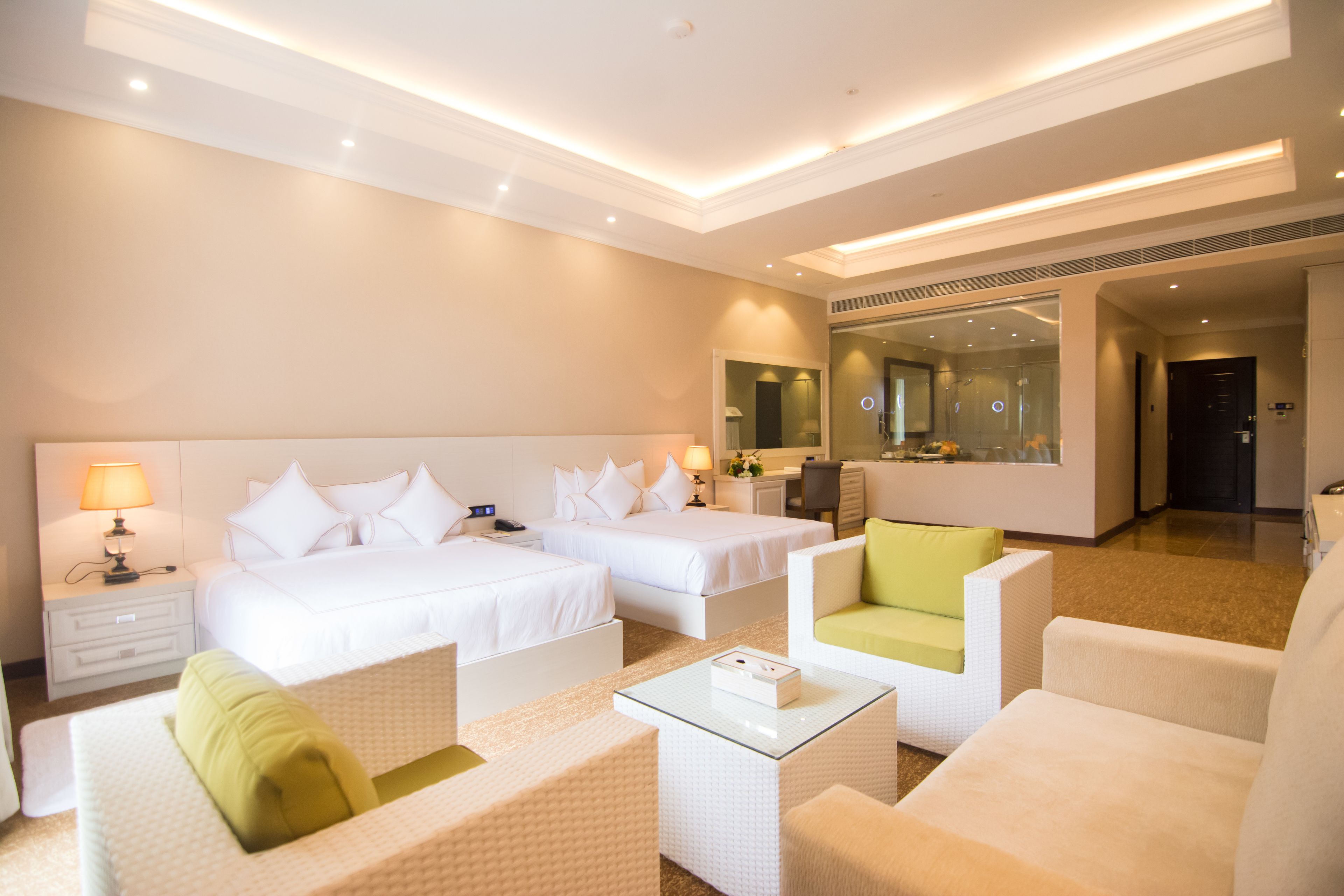 The Golden Crown Hotel in Kandy: Find Hotel Reviews, Rooms, and Prices ...