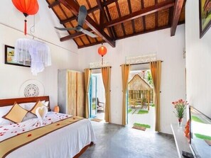 Minibar, secretária, quartos insonorizados, Wi-fi grátis