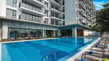 Piscina exterior