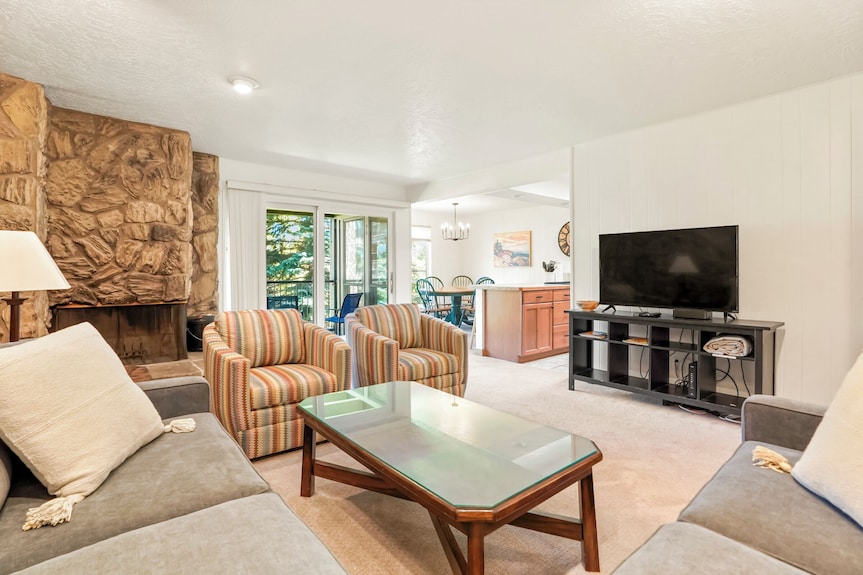 2br Lake Dillon Escape W/ Pool & Hot Tub! - 狄龍