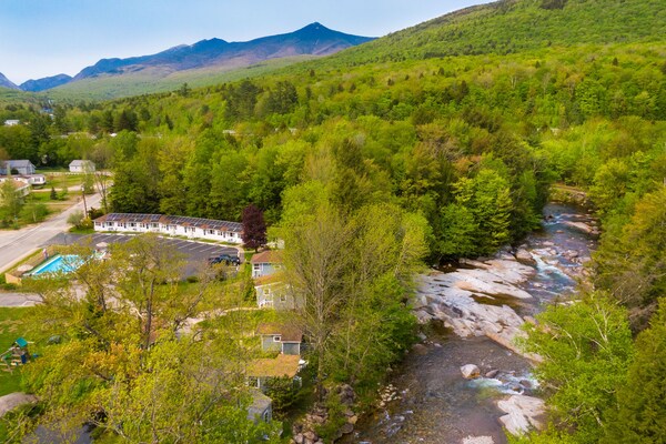 Mt Liberty Cabins And Motel - Franconia, NH