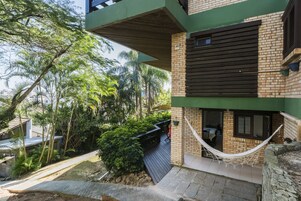 Apartment with 2 dorms | Área de estar | TV