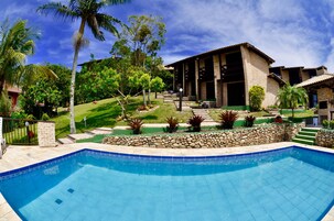 Piscina externa