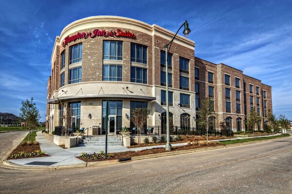 Hampton Inn & Suites Franklin Berry Farms - Franklin, TN