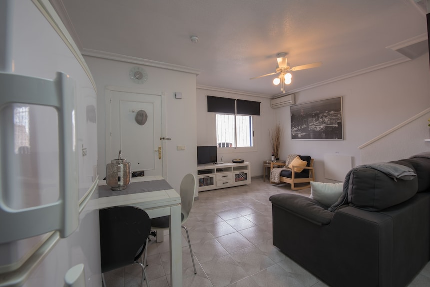 Great Sea Views. Close To Sea And Amenities. - Alicante Airport (ALC)