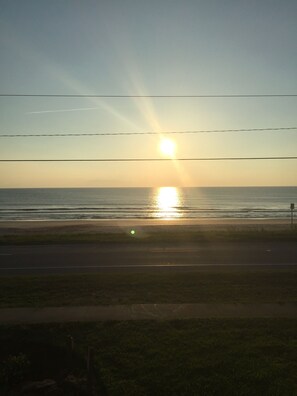 Gorgeous OceanFront Condo - Ormond Beach | Vrbo