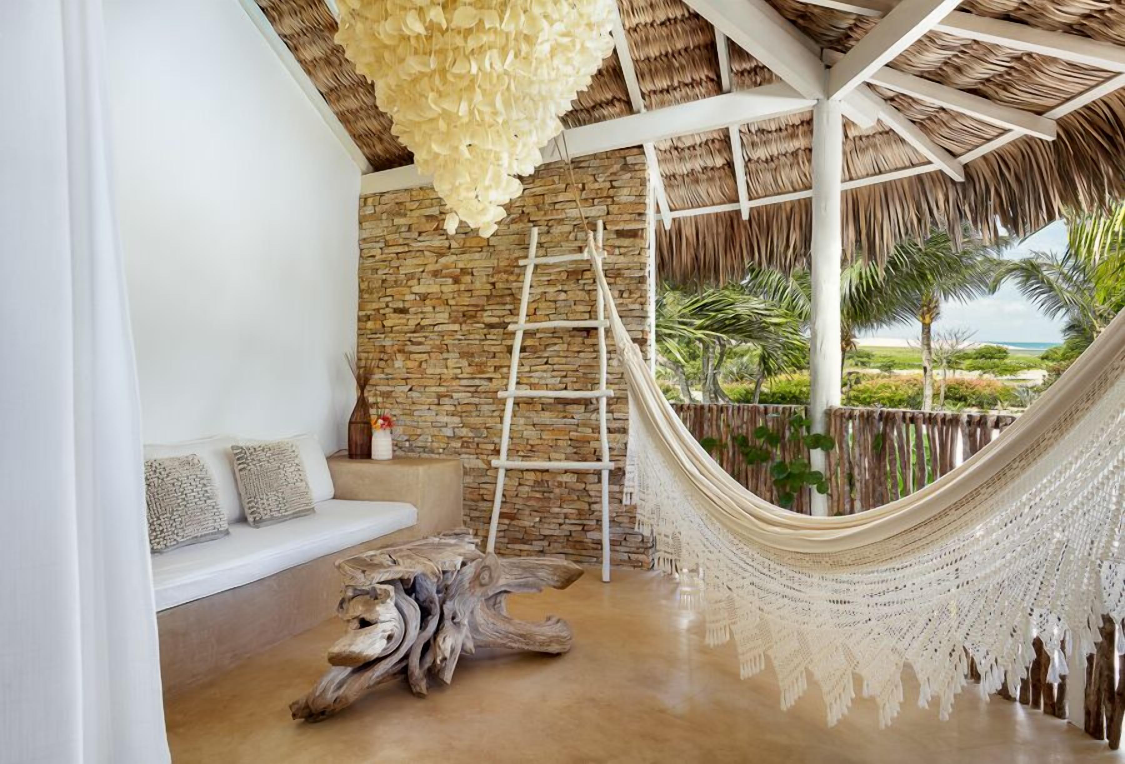 Suite Deluxe | Minibar, cofre no quarto, com decoração personalizada 