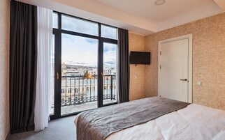 1 quarto, frigobar, cofres nos quartos, quartos à prova de som