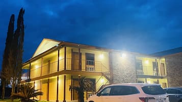 Fachada da propriedade