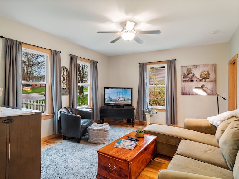 Cozy Cottage In Downtown Hudson, Wi! - Wisconsin