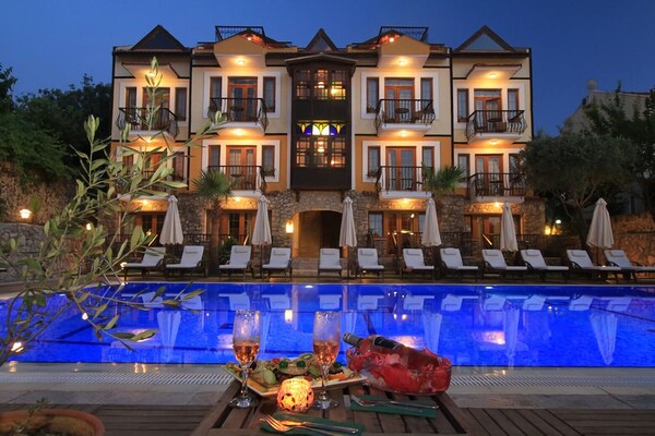 The Olive Tree Studios - Adults Only - Çalış Beach