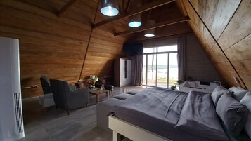 Villa Lua de Mel, banheira de hidromassagem grande, vista para o oceano | Roupa de alta qualidade, cofre no quarto, secretária 