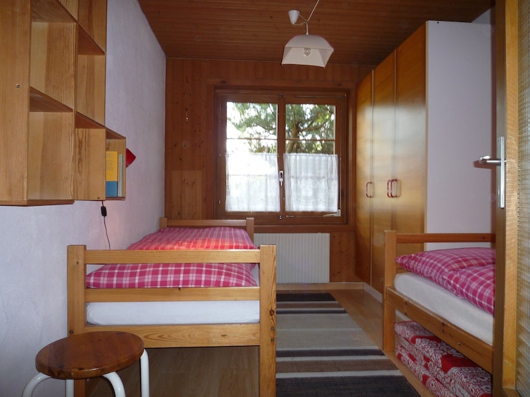 Appartement Ensoleillé Avec Terrasse Dans Un Cadre Idyllique, 2 Chambres, Pour 4 Personnes - Vals