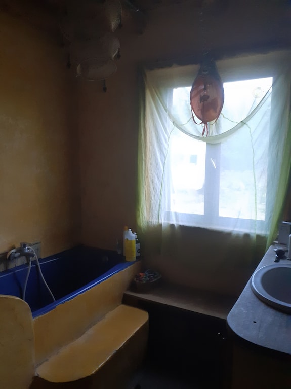 Maison éCologique, En Terre Crue, Auto-construite, Sur Terrasses D'oliviers. - Saint-Hippolyte-du-Fort