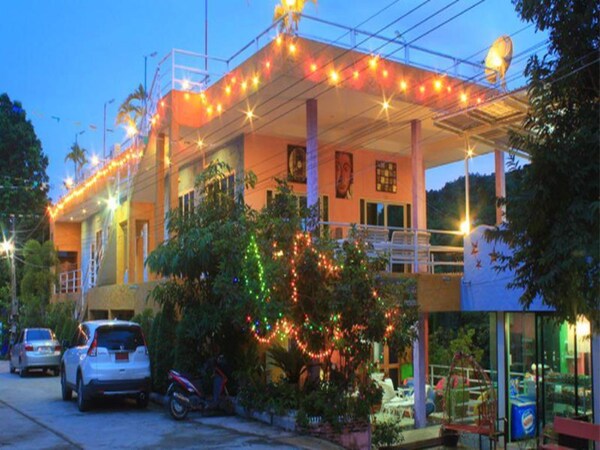 Baan Fahsai Resort - Ratchaburi