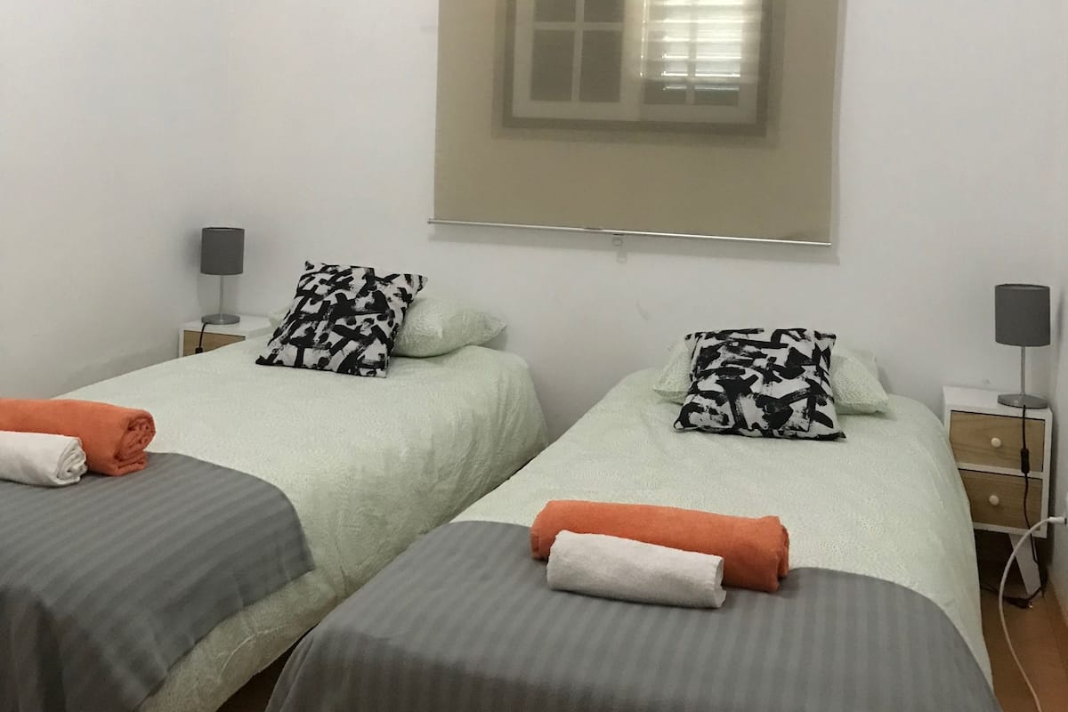 Casa Tradicional, 2 quartos, Vista para a cidade | Cortinas/cortinados opacos, quartos insonorizados 