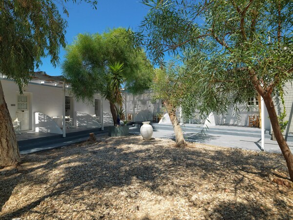 Thalasea Kimolos - Milos