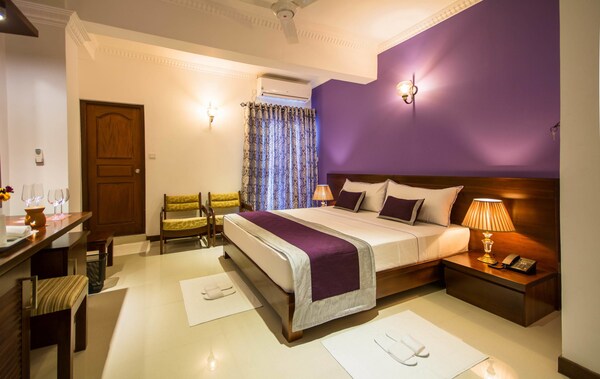 Ceyloni City Hotel - Kandy