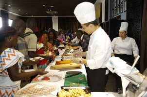 Pequeno-almoço tipo buffet diário incluído 