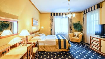 Quarto casal ou duplo | Frigobar, escrivaninha, cortinas blackout, berços grátis